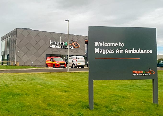 Wayfinding, Totem & Monolith Signage | Outdoor & Internal Signs | Motive